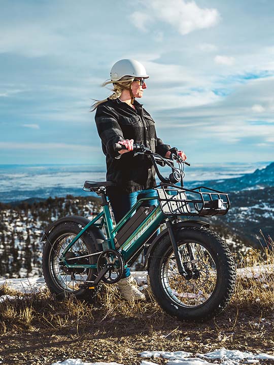 RipRacer with Free Portable Air Pump – Juiced Bikes